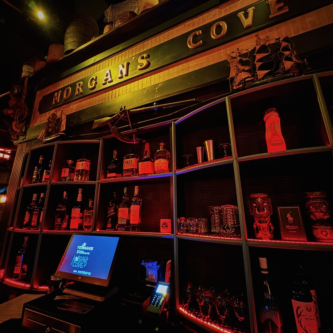 Morgan's Cove - Pirate's Tavern